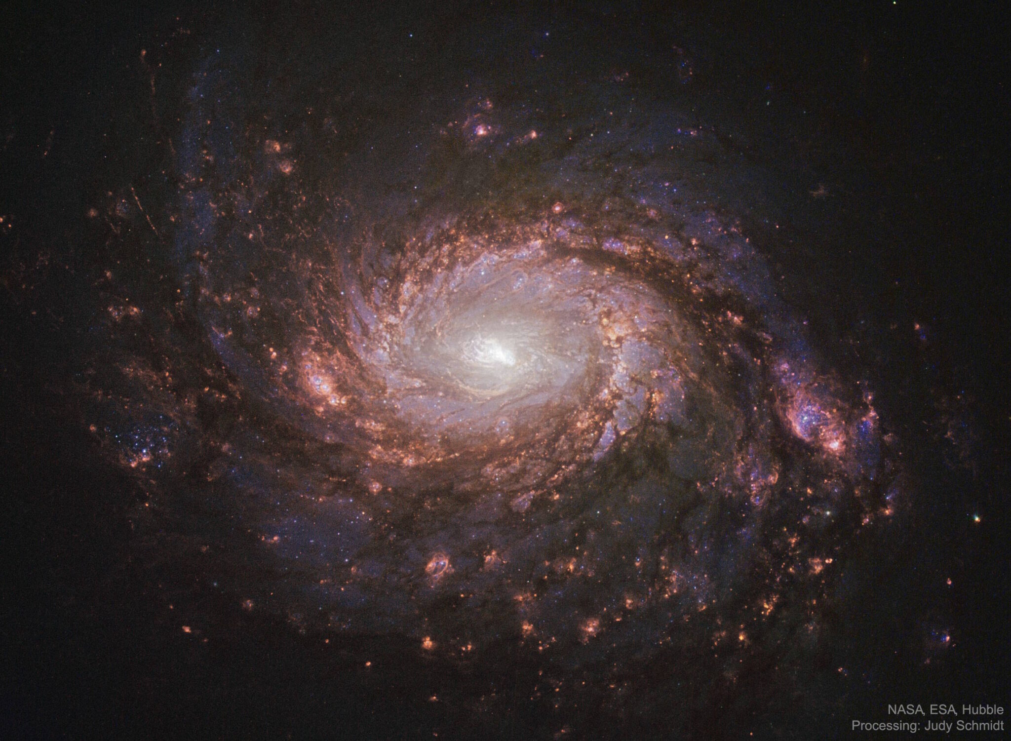 Lo que cuenta el color de una galaxia sobre su distancia — Astrobitácora